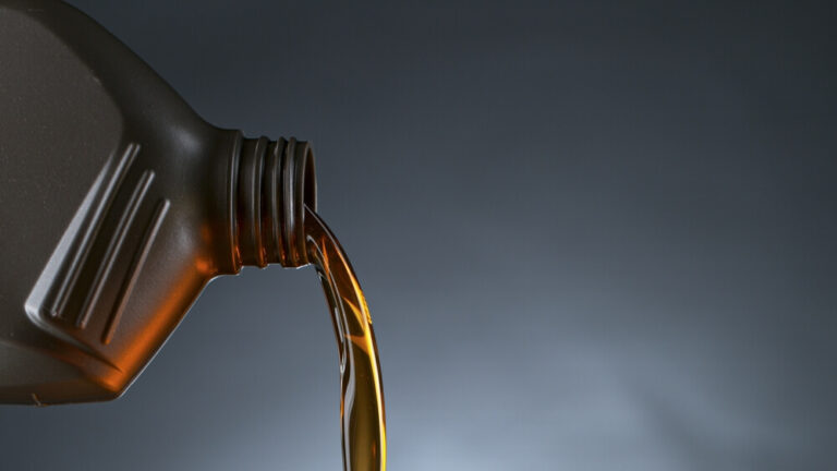 How To Dispose of Engine Oil - Guide for Businesses